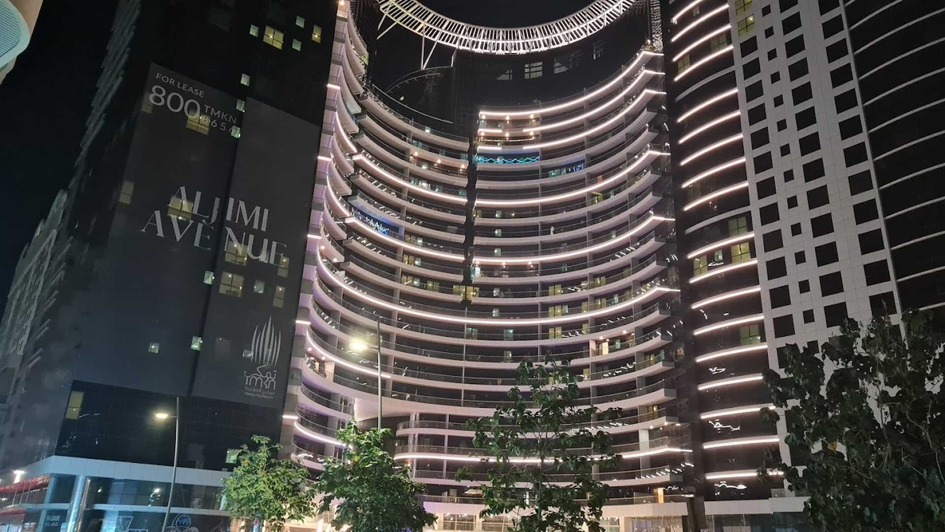 AL JIMI AVENUE in Al Khalidiya, Abu Dhabi, UAE № 219437 from «TMKN ...